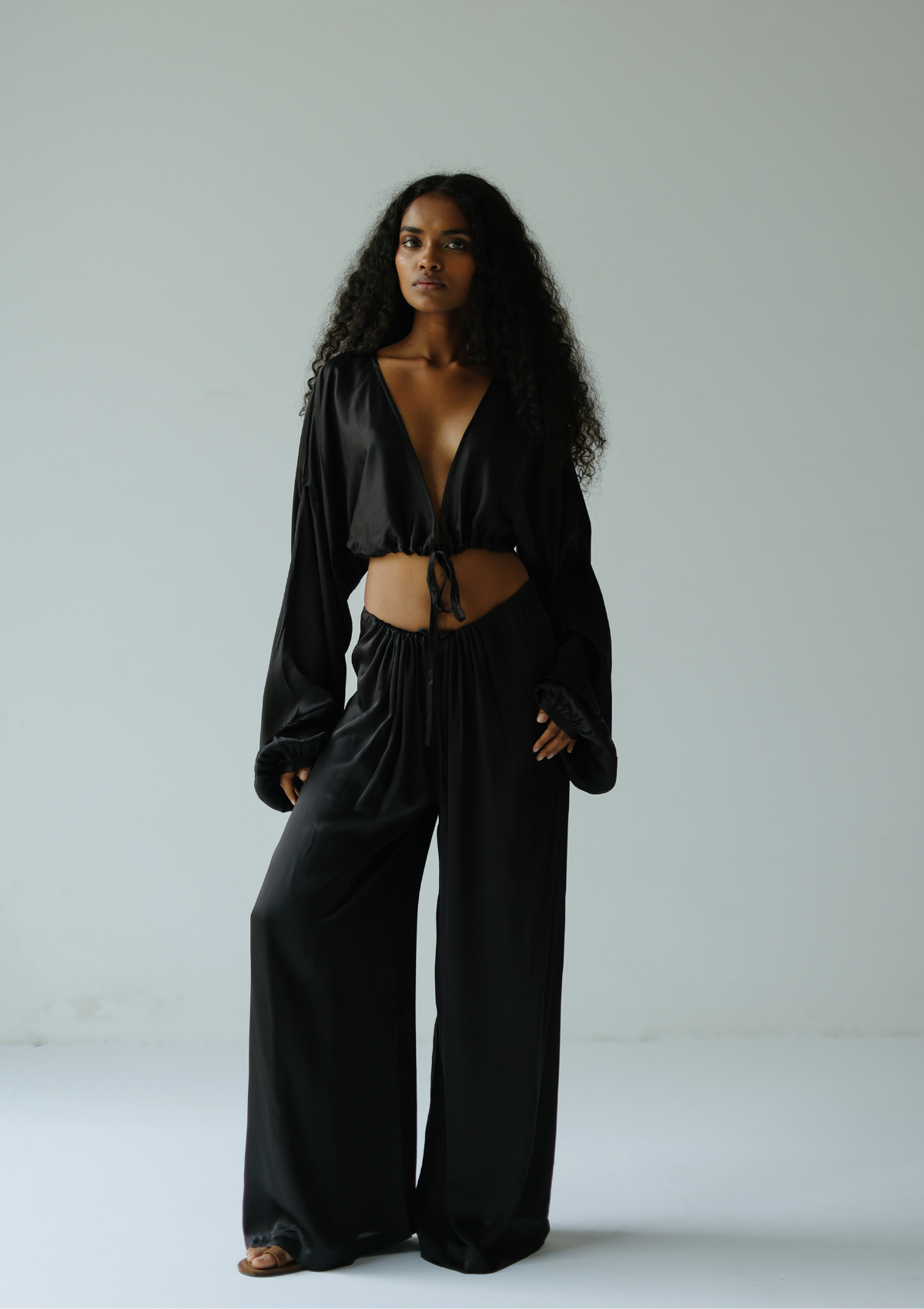 LERA RELAXED STRAIGHT-LEG TROUSER - BLACK